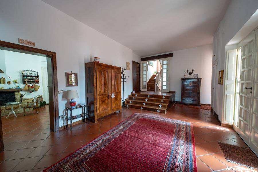Lecce via Merine villa in parco | Annunci Lecce